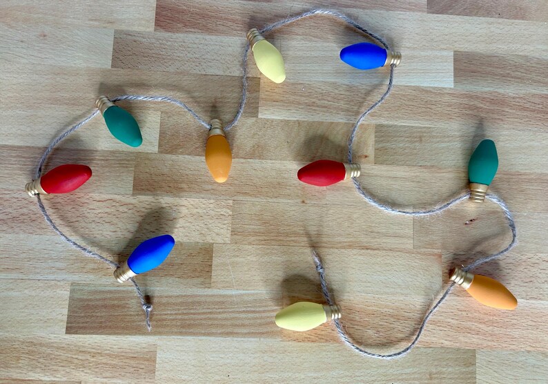 Christmas Light Bulbs Garland / Christmas Garland / Christmas Decor - Etsy