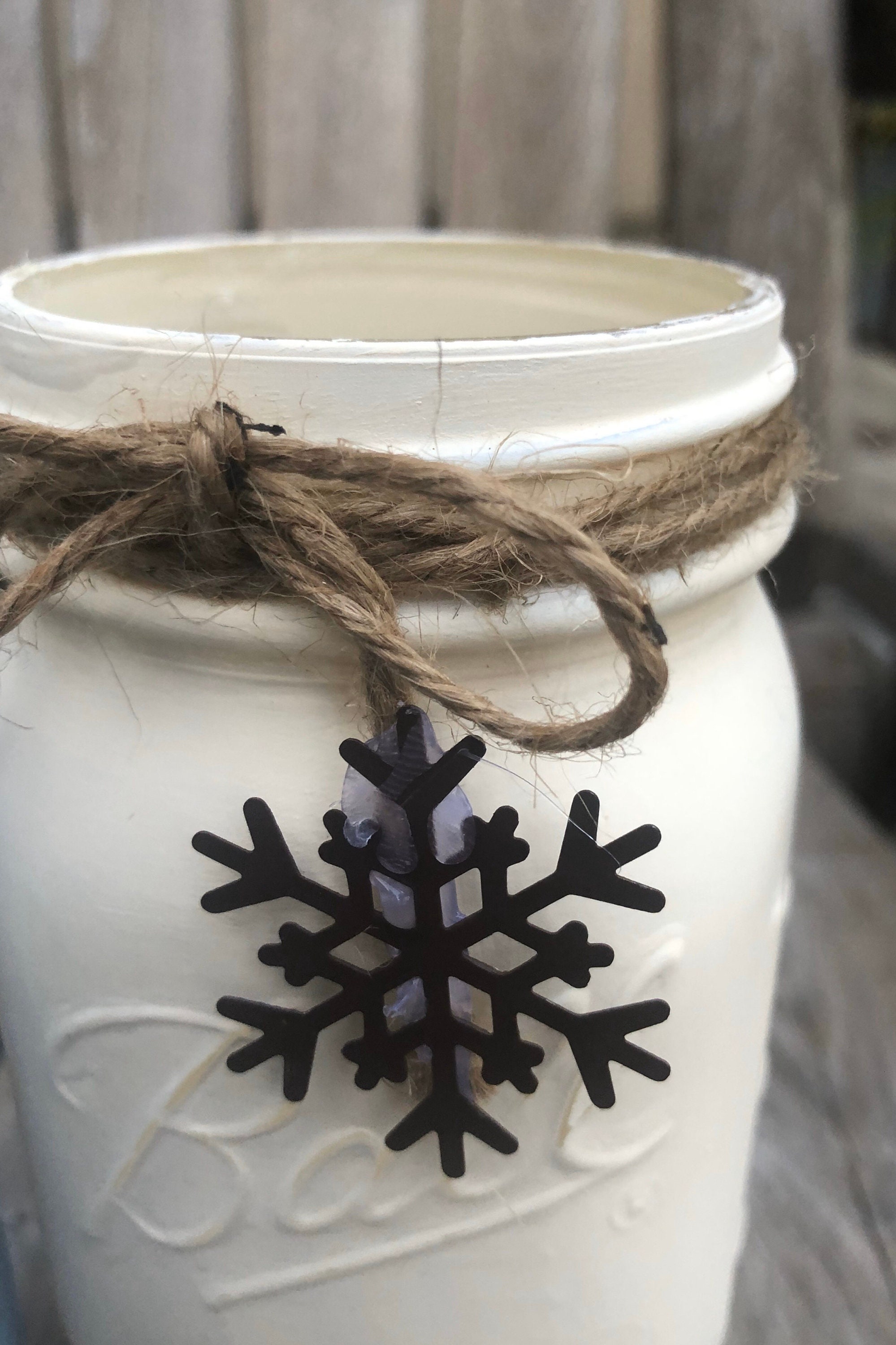 Farmhouse Winter Mason Jars / Farmhouse Christmas Mason Jars ...