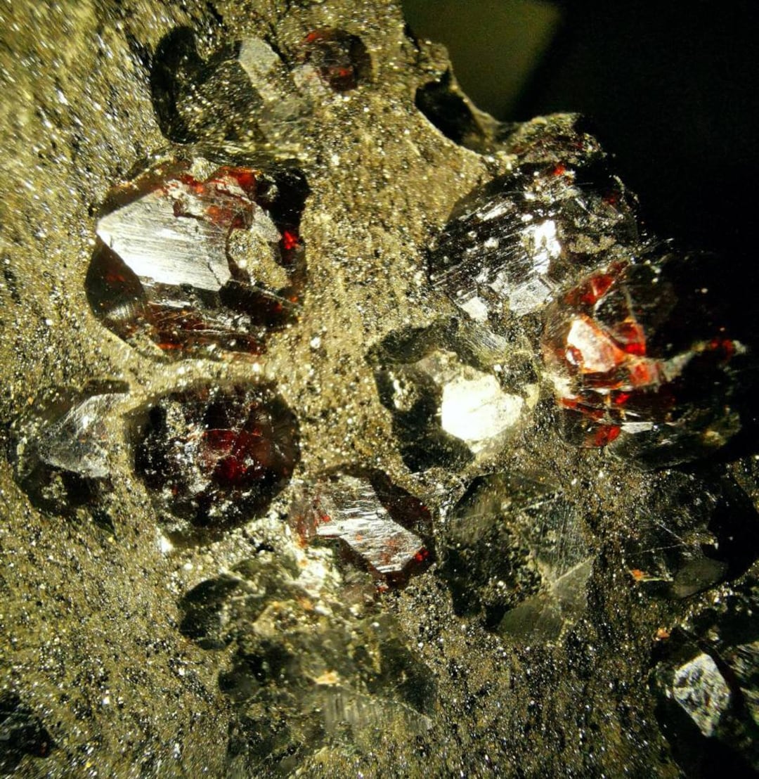 Pyrope Garnet Rough Sample - Etsy