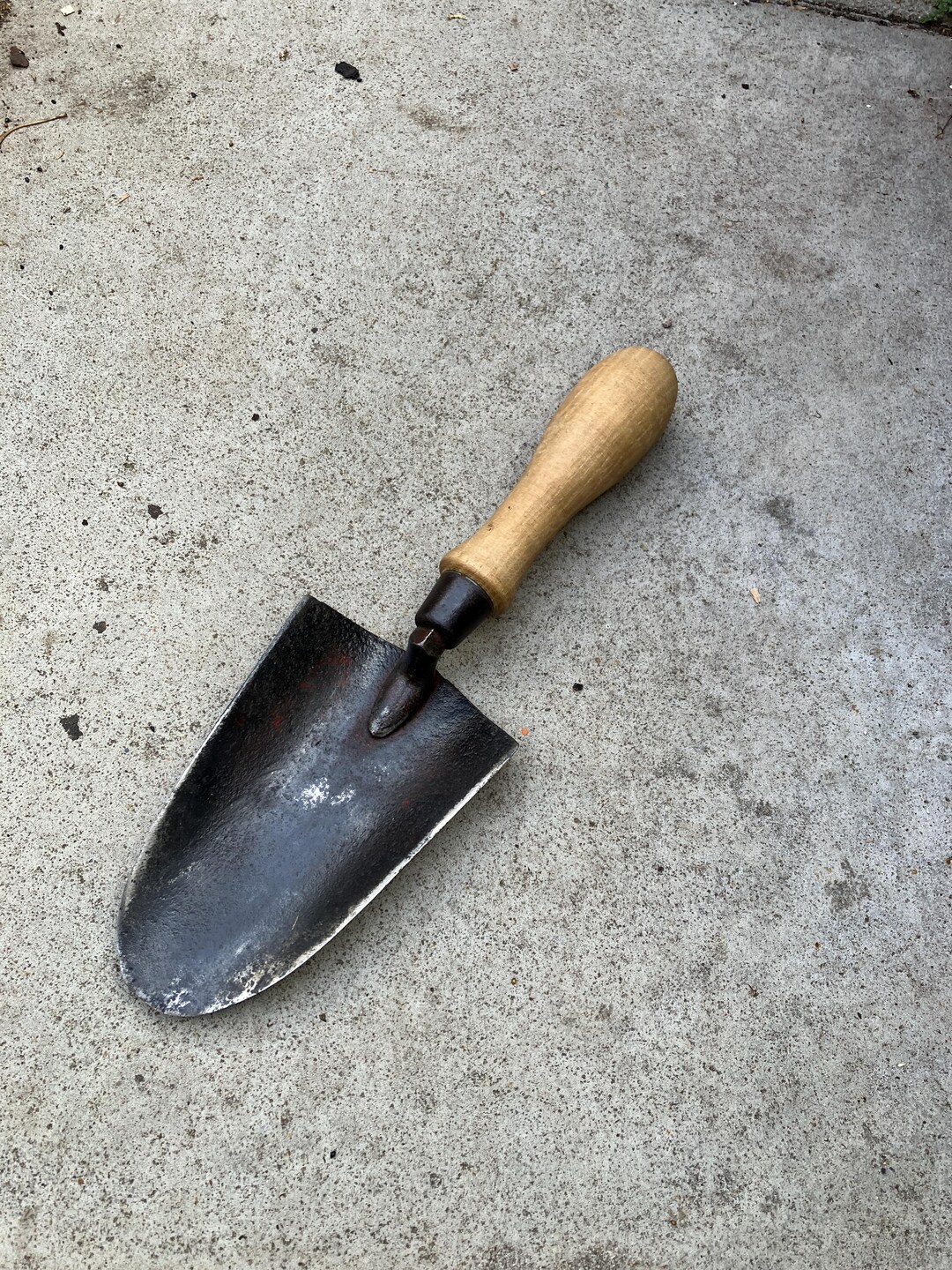 Restored English Garden Trowel: Handmade Ash Wood Handle - Etsy UK