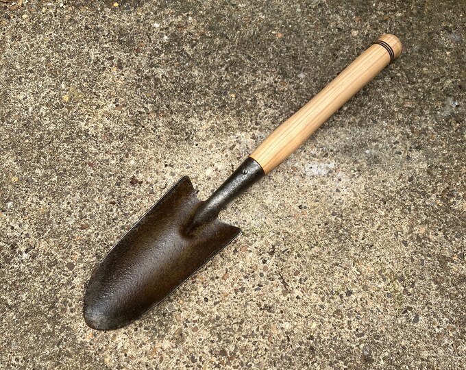 Restored Old English Garden Trowel - Etsy