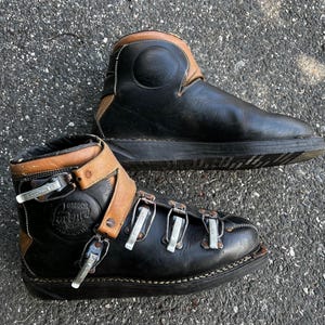 Antique Leather Ski Boots With Boot Holder - Lackner Gregor Kitzbühel ...