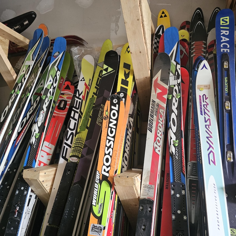 Antique Snow Skis Wall Decor: 80s-90s Ski Set With Bindings - Etsy