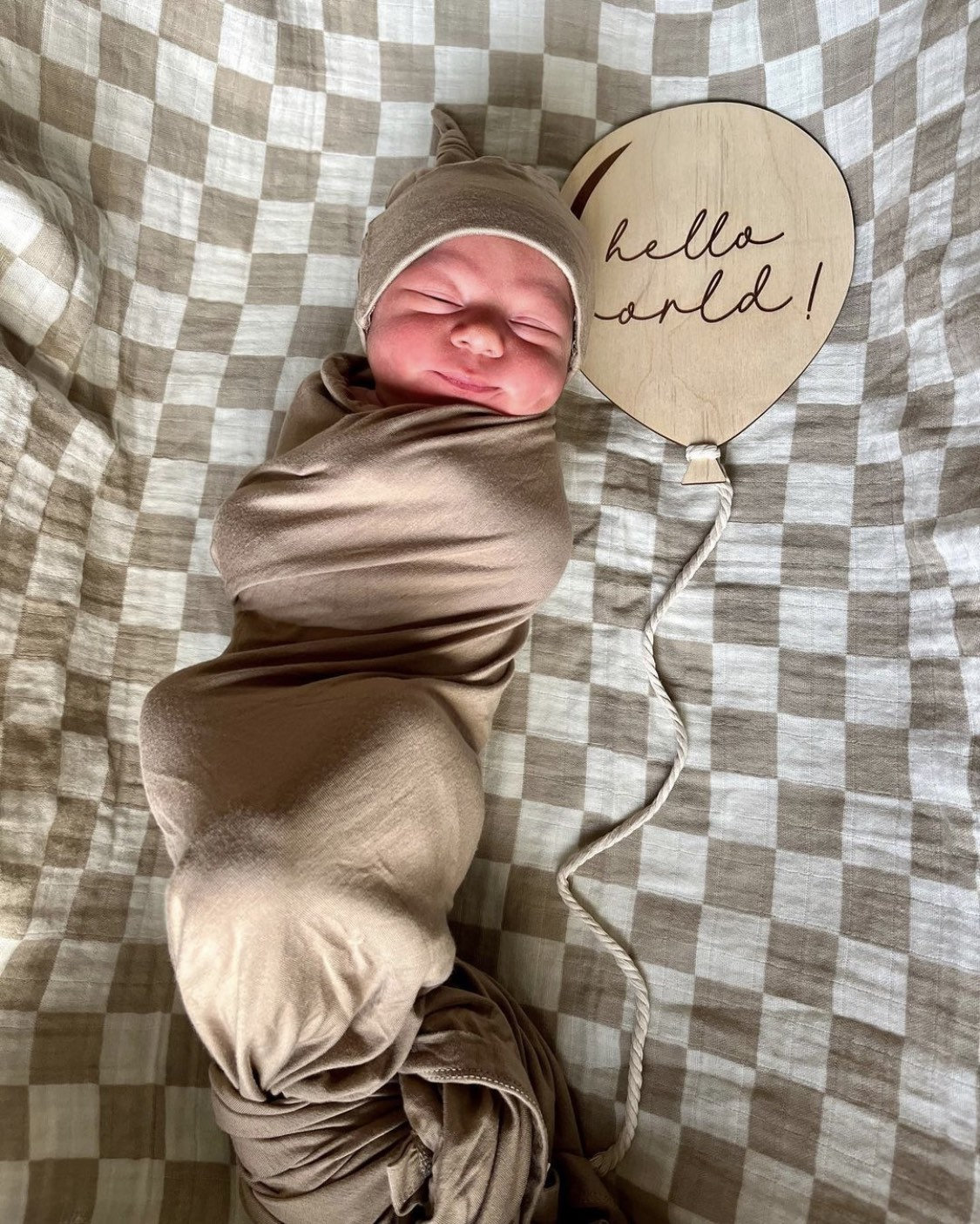 Baby Balloon Birth Announcement | Birth Announcement Engraved Hospital ...