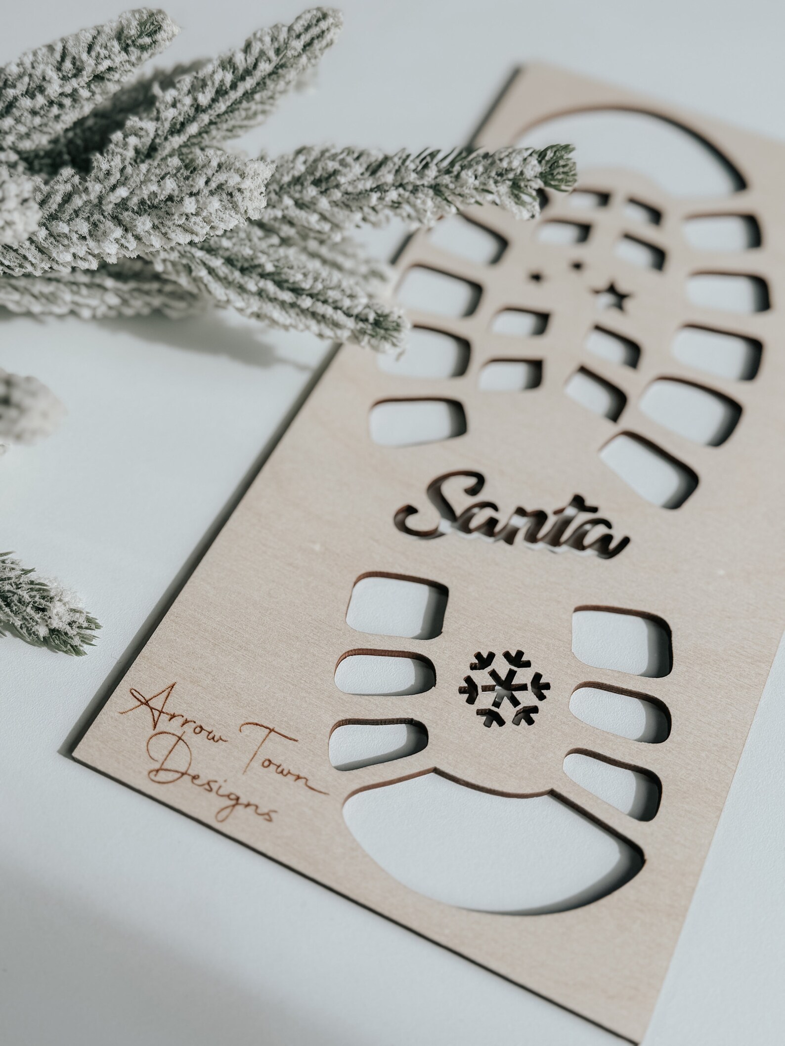 Santa Boot Print Stencils – Magical Christmas Eve Footprints Template ...