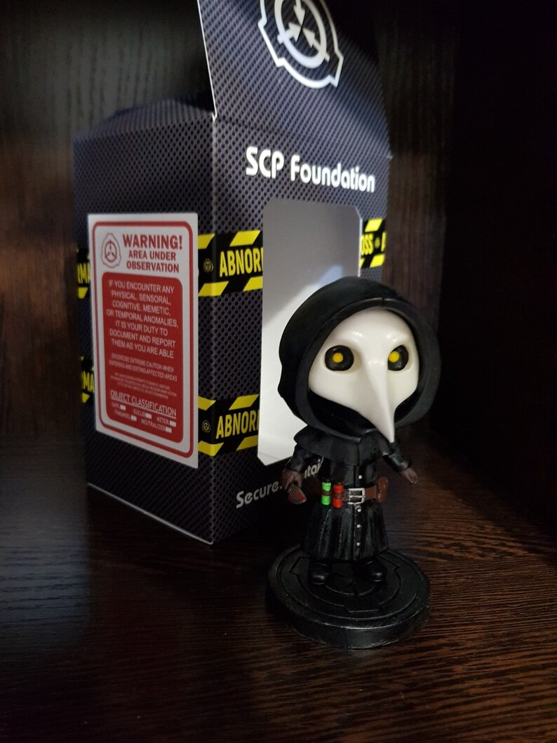 SCP 049 Plaque Doctor Handmade figure / SCP Foundation | Etsy