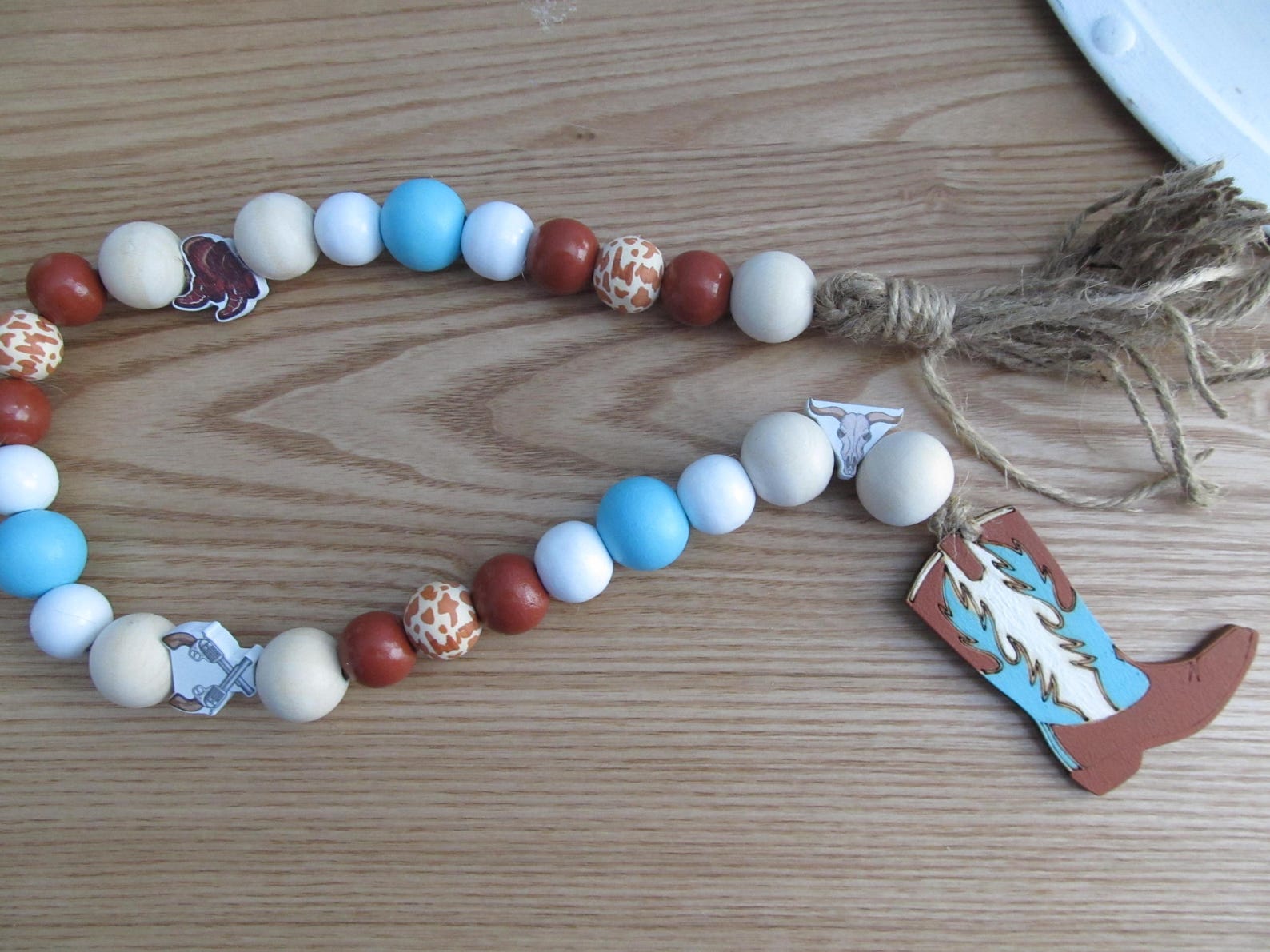 Western Cowgirl Wood Bead Garland With Boot & Highland Cow Sign - Etsy
