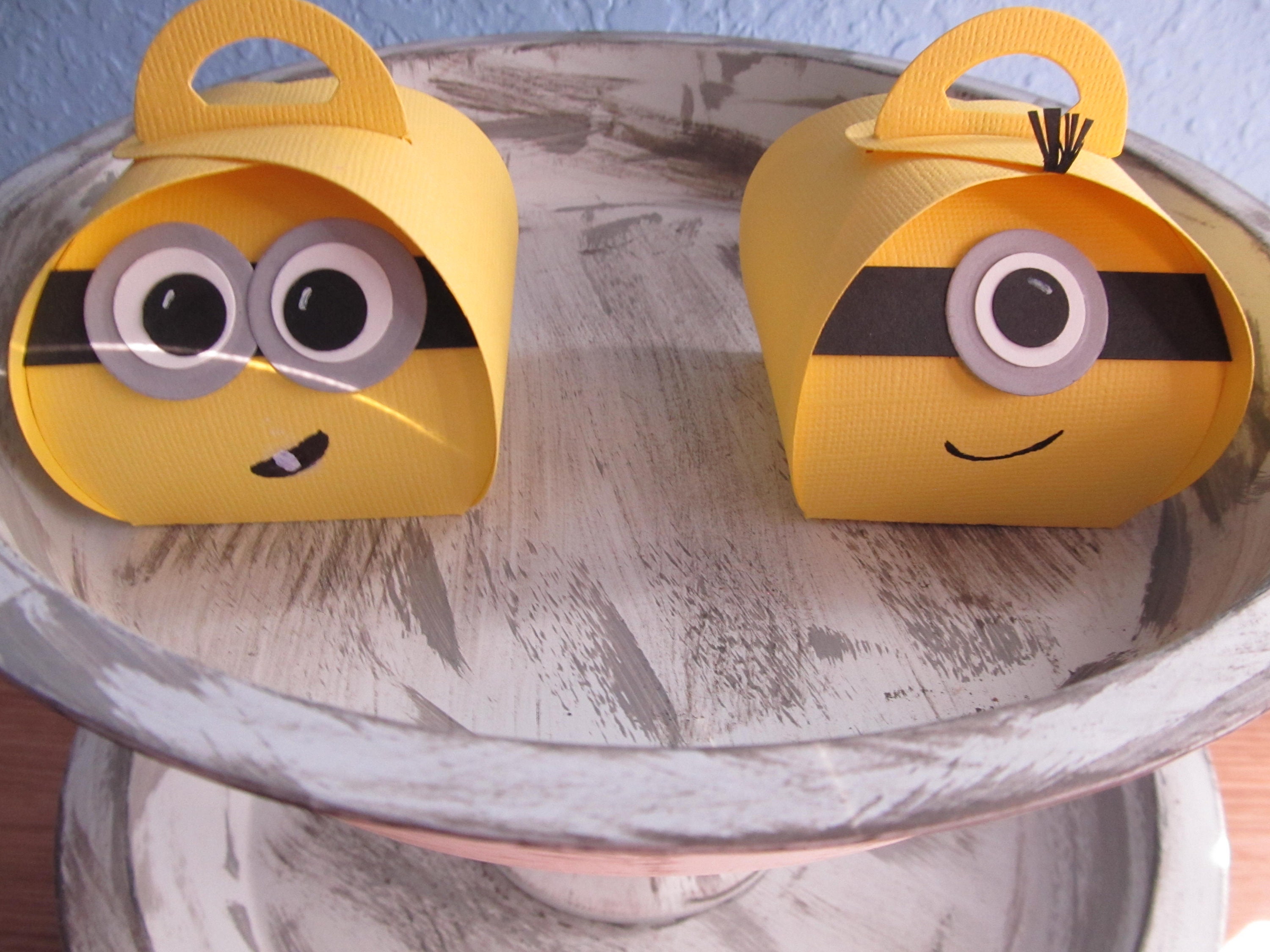Minion Treat Holders Birthday Favors Kids' Party Favors Candy Holders ...