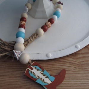Western Cowgirl Wood Bead Garland With Boot & Highland Cow Sign - Etsy