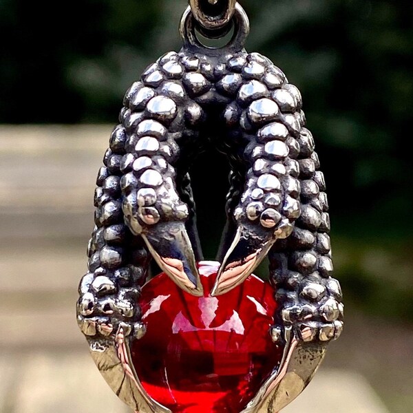 Dragon Claw Necklace - Etsy