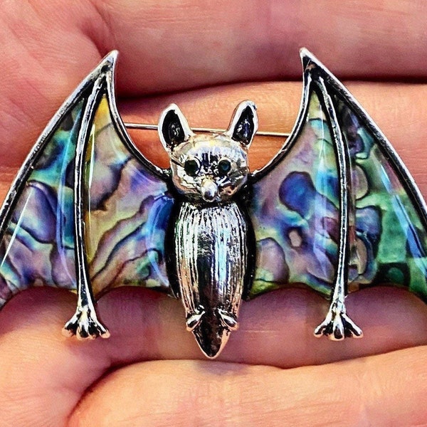 Bat Brooch - Etsy