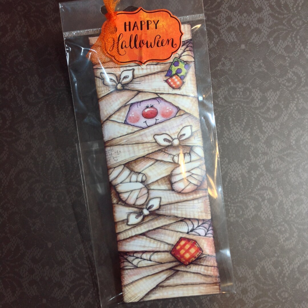 Mummy Wrapped Candy Bars | Halloween | Party Favor | Trick or Treat ...