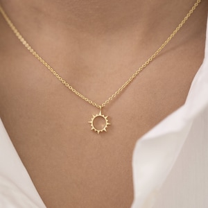 14K Solid Gold Sun Pendant Necklace: Minimalist Sunburst Jewelry - Etsy