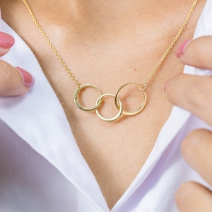 Three Interlocking Circle Necklace, 3 Generations Necklace Gift, 14K ...