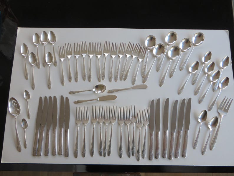 Vintage Tudor Plate Oneida Community Silverware Queen Bess Pattern 64 ...