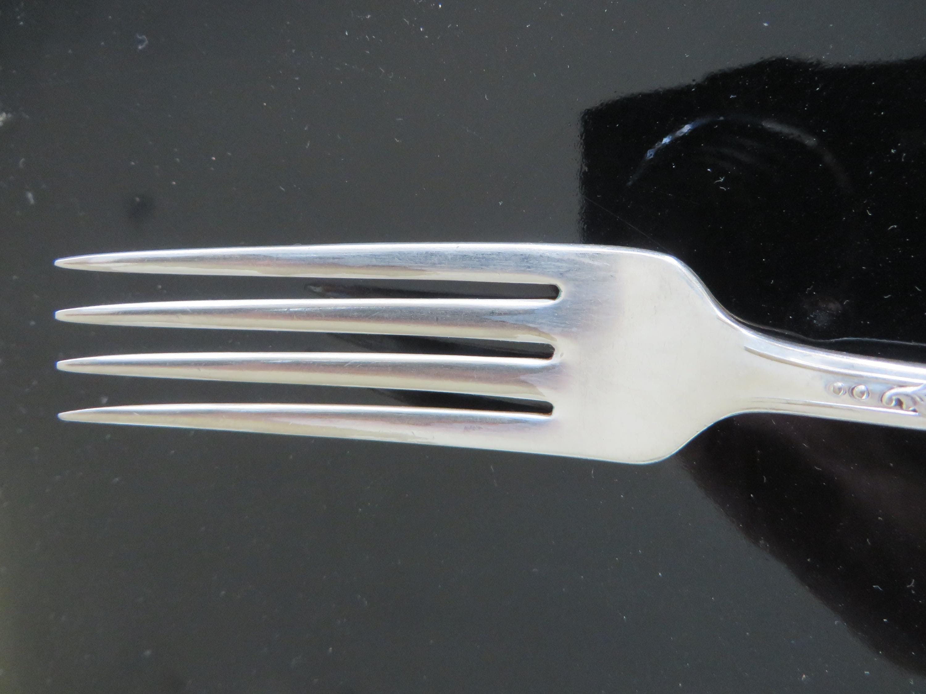 Vintage Tudor Plate Oneida Community Silverware Queen Bess Pattern 64 ...