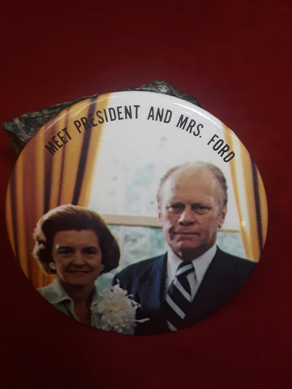 Meet President And Mrs. Ford 3.5" Tall - Gem