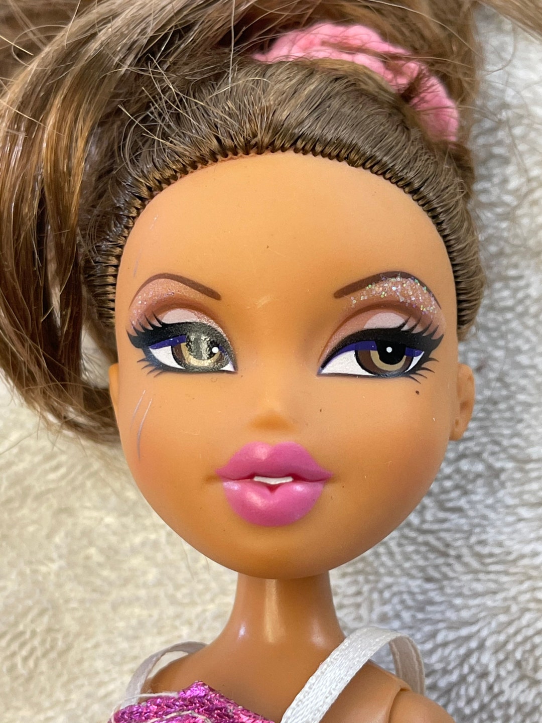 Bratz Girl Doll 10 Tall TM MGA 2010 ELE - Etsy