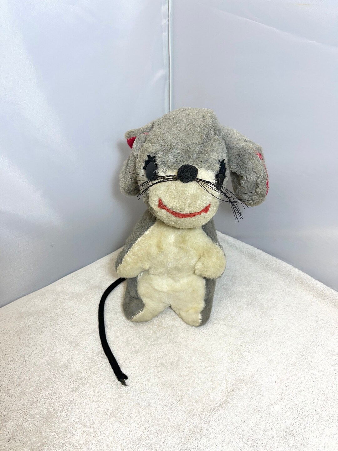 Vintage Plush Animal 10 de altura sin etiquetar - Etsy España