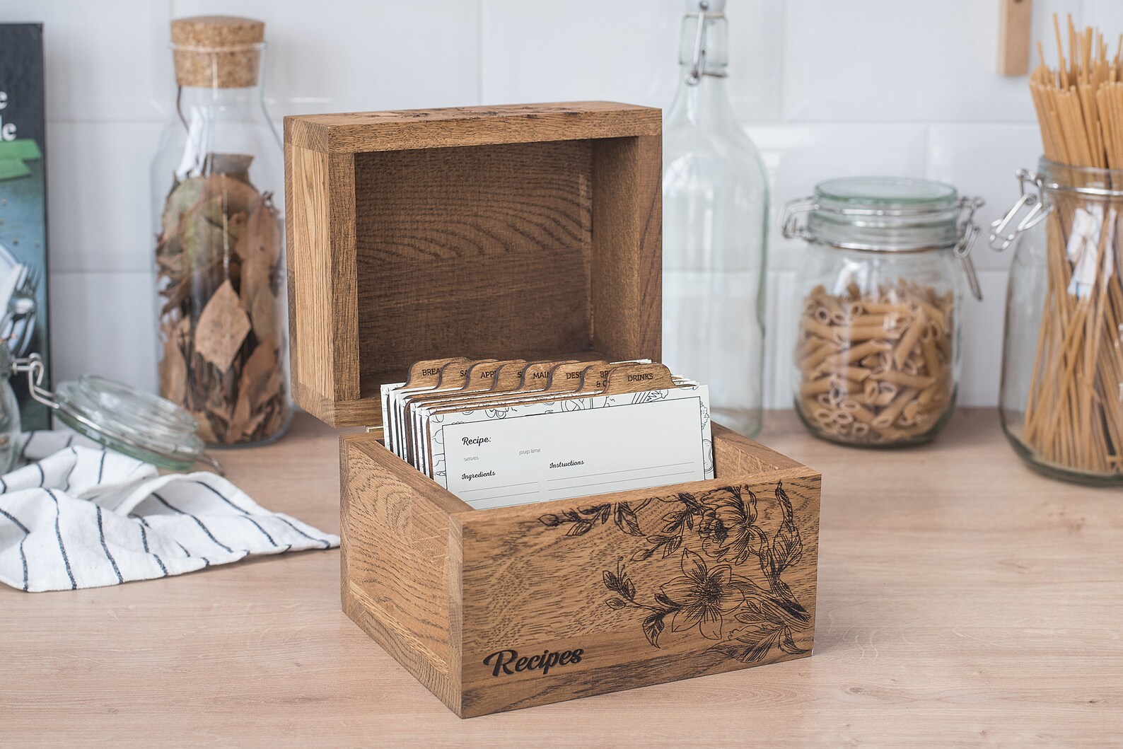 Custom Wooden Recipe Box With Dividers and Recipe Cards - Etsy