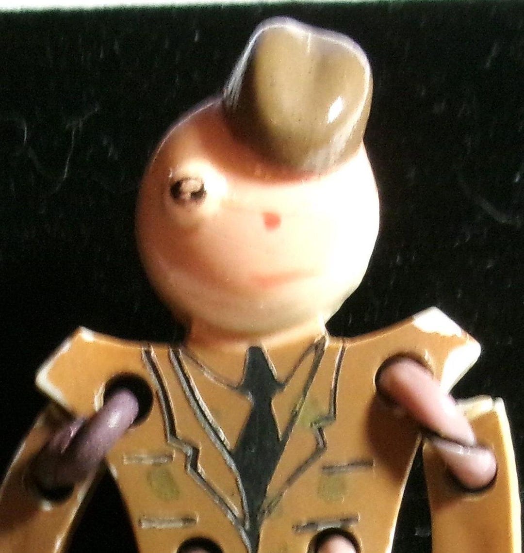 Vintage WW2 WWII Celluloid Soldier Brooch Pin Patriotic Sweetheart ...