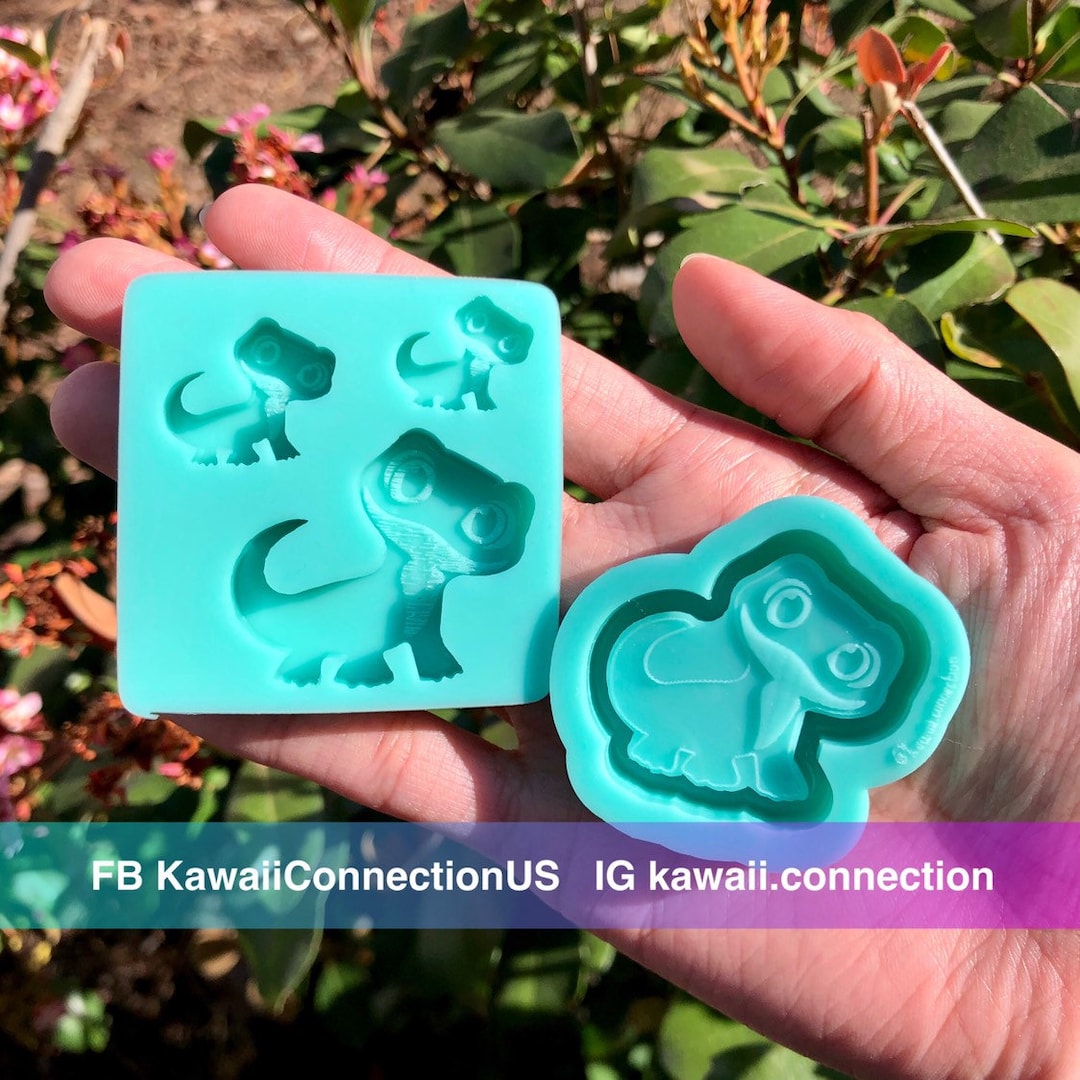 SET of 2 Frozen Ice Princess Salamander Silicone Mold Palettes for ...