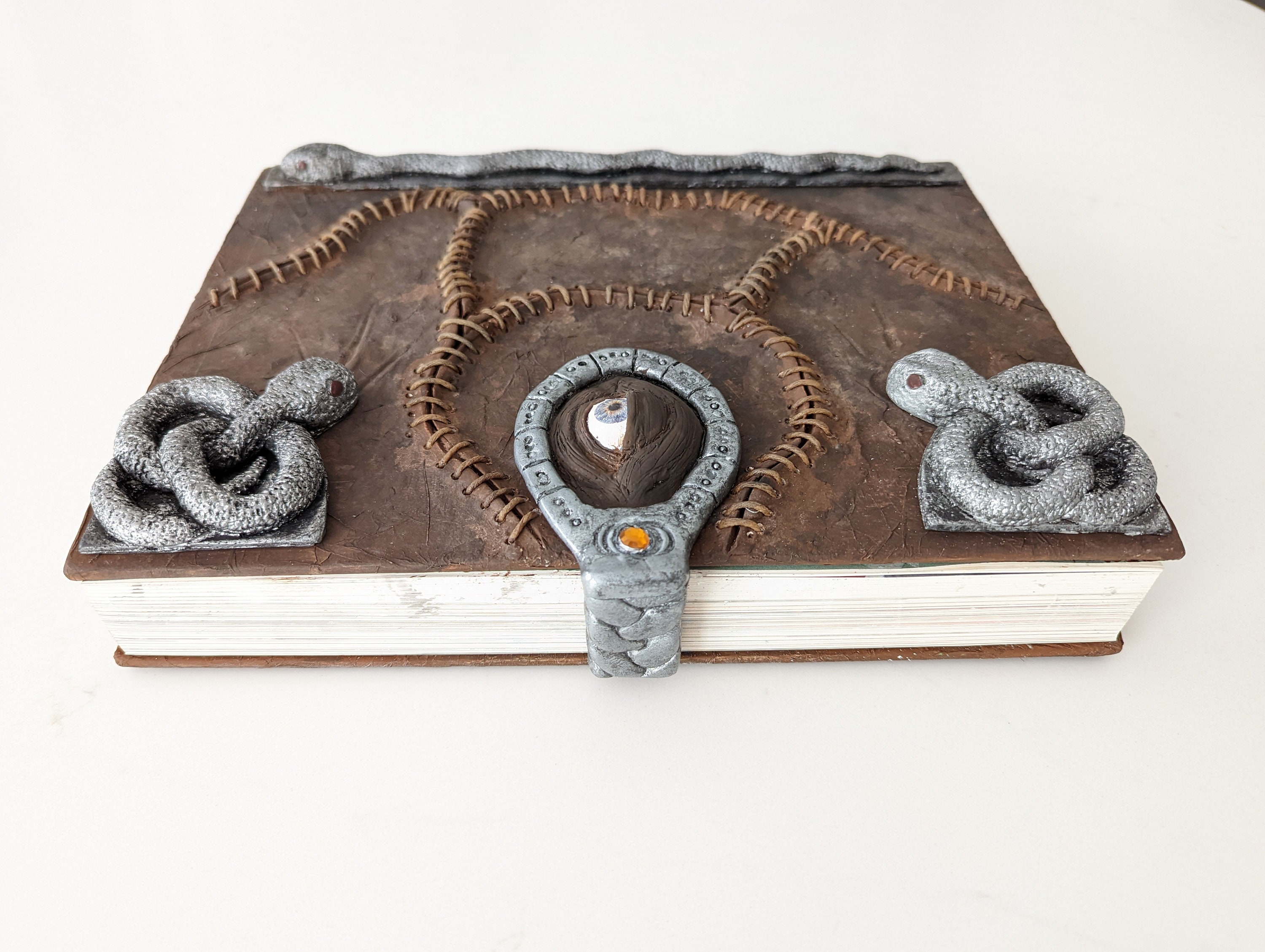 Realistic Disney Hocus Pocus Inspired Spell Book Kit, Halloween Costume ...