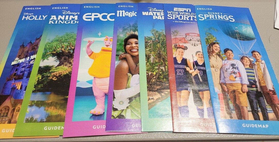 NOUVELLES brochures cartographiques du parc Walt Disney World 2023/2024 ...