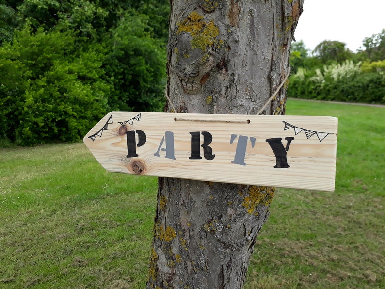 Large Personalised Signpost Unique Gift Rustic Wood Wedding - Etsy UK