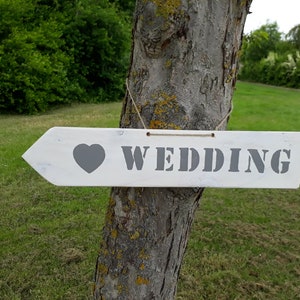 Large Personalised Signpost Unique Gift Rustic Wood Wedding Way Sign ...