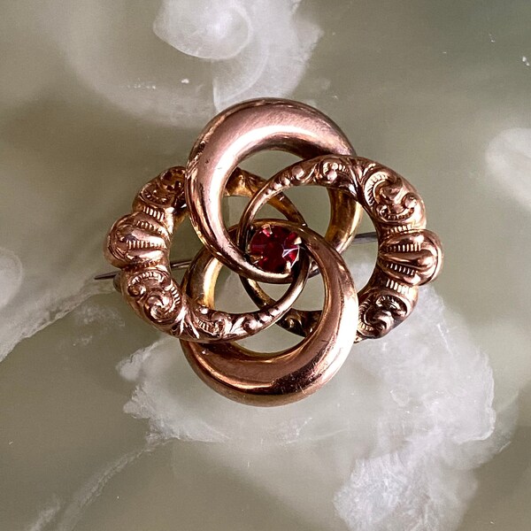 Love Knot Brooch - Etsy