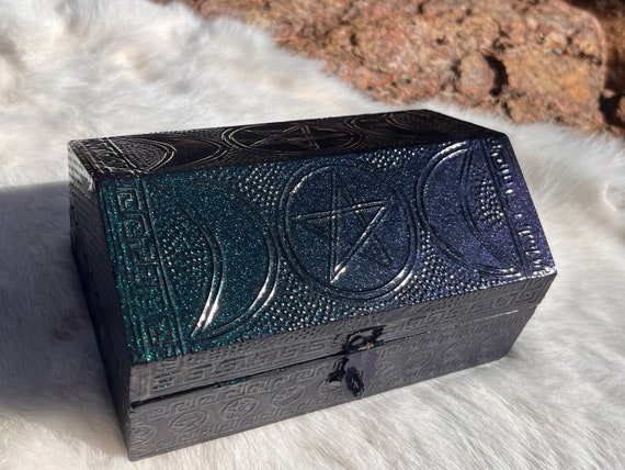 Triple Moon Goddess Box Color Changing Green Purple M… - Gem