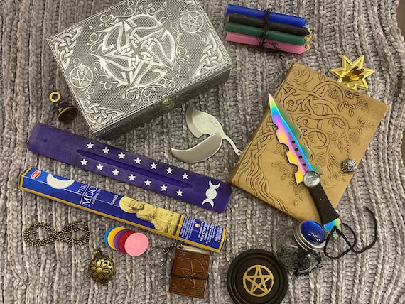 Altar Kit Celtic Pagan 13 components plus 100 spells and | Etsy
