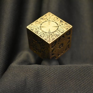 Hellraiser Fridge Magnets - Pinhead , Lament Configuration Puzzle Box ...