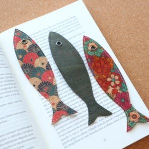 Cork Bookmark Cute Fish Bookmark Book Page Holder Book Marks Unique ...