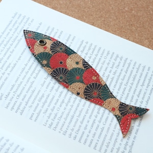 Cork Bookmark Cute Fish Bookmark Book Page Holder Book Marks Unique ...