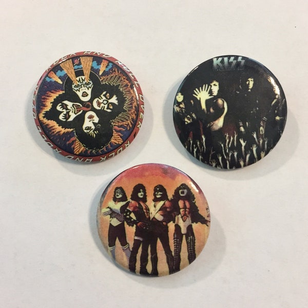 Kiss Pin - Etsy