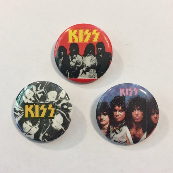Pin the Kiss - Etsy