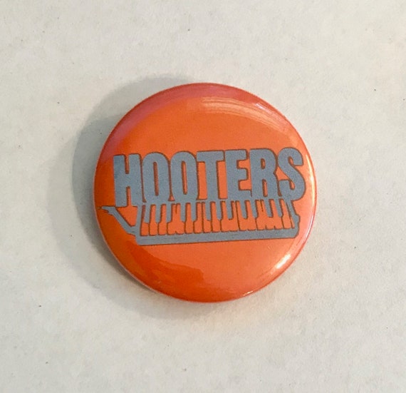 Hooters Pin/Button * Pin Circa 1980s * Vintage * Orig… - Gem
