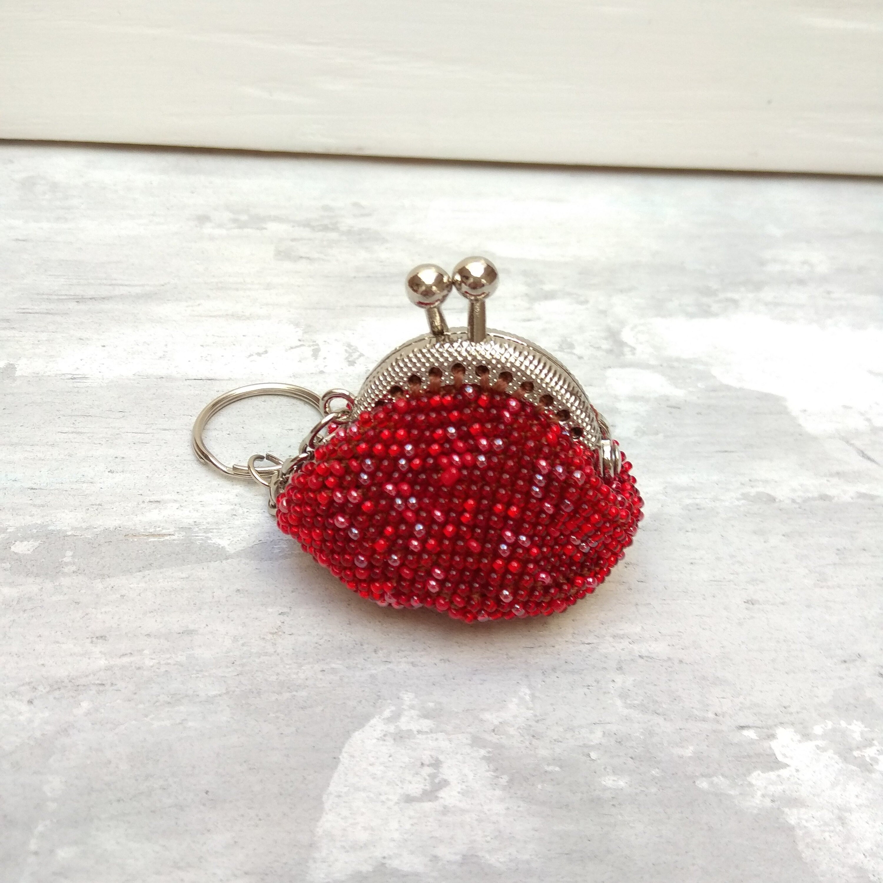 Small Bright Red Crochet Beaded Coin Purse With Kiss Lock - Etsy