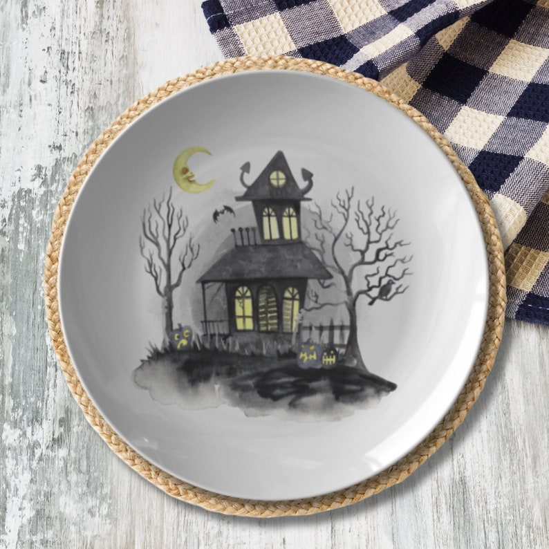 Spooky Haunted House Plates Perfect for Halloween Parties or Fall Table ...