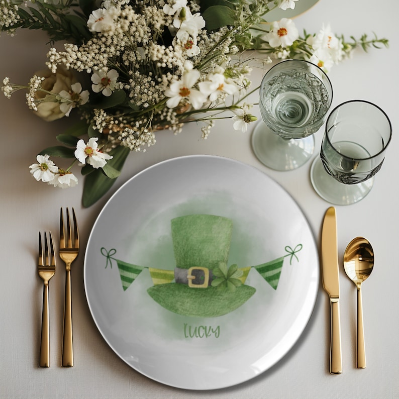 St Patrick's Day Lucky Dinner Plate Lucky Green Top Hat, Saint Patrick ...