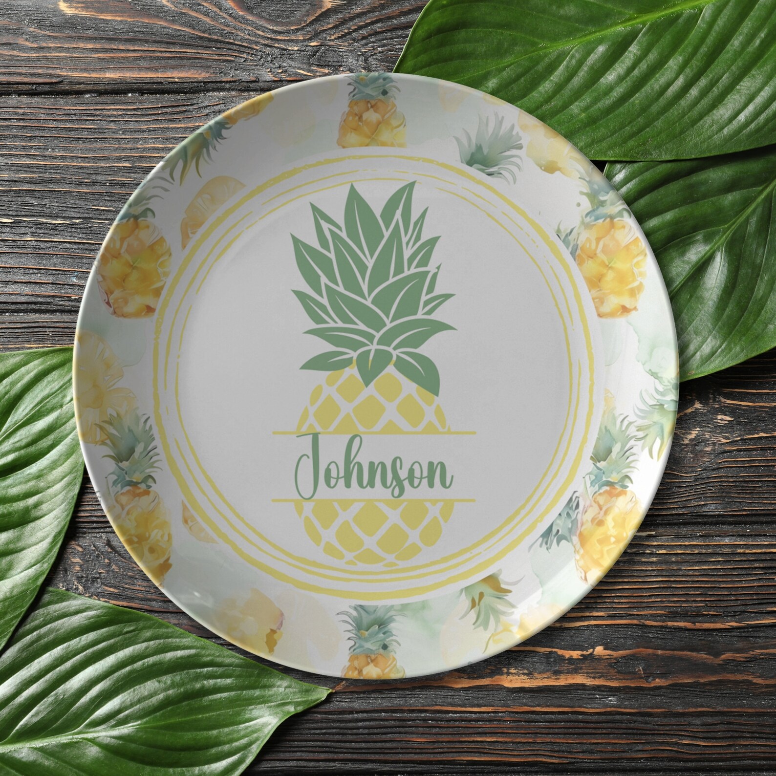 Custom Pineapple Family Name Platter - Personalized Pineapple Plate ...