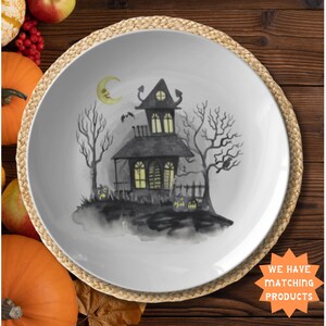 Spooky Haunted House Plates Perfect for Halloween Parties or Fall Table ...