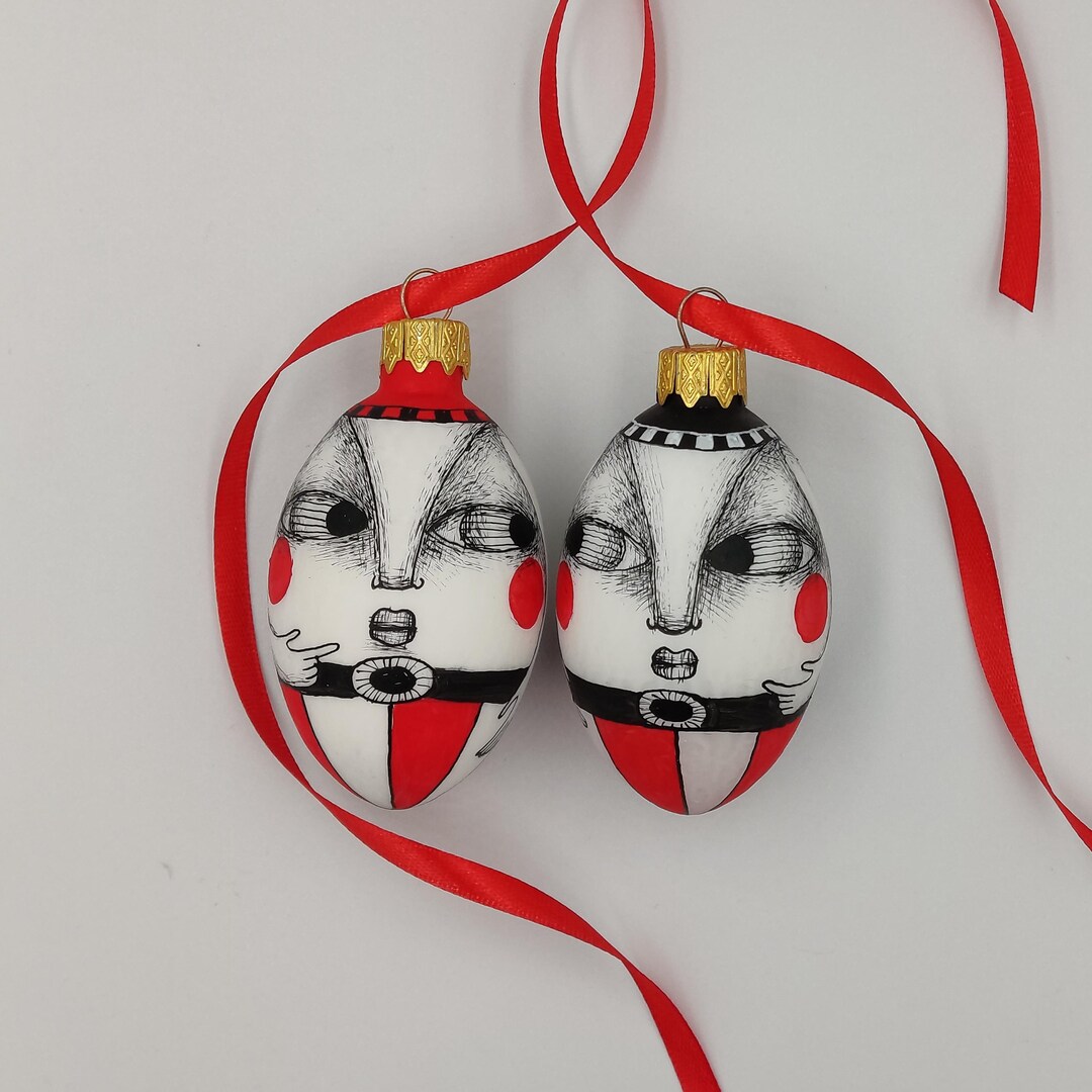Tweedle Dee Tweedle Dum, Set of 2 Hand Painted Easter Egg Ornaments - Etsy