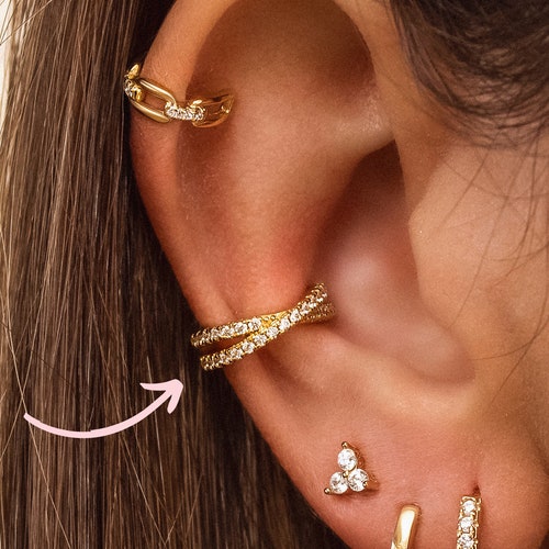 Rainbow CZ Ear Cuff Ear Cuff No Piercing Dainty Conch - Etsy