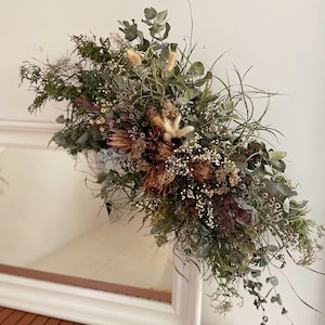 Arbour Flowers, Arch Florals, Arbor Flowers, Wall Decor, Centrepieces ...