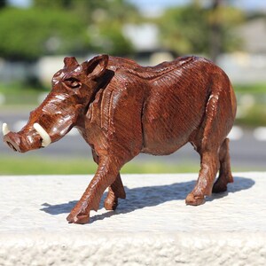 Fine Art Wild Boar / Warthog Ironwood Handcarved Figurine. Zimbabwean ...