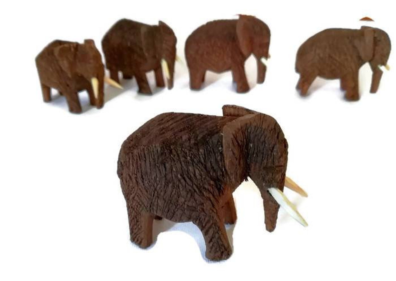 Herd of 5 Carved Dolf/mukwa/kiaat Wood Elephants. African Teakwood Set ...