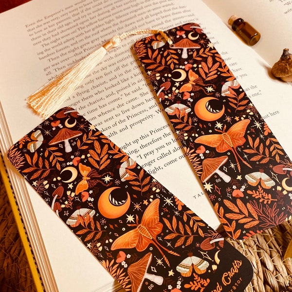 Illustrated Bookmark - Etsy